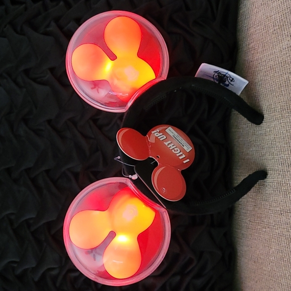 Disney | Accessories | Disney Theme Parks Mickey Mouse Red Balloon ...